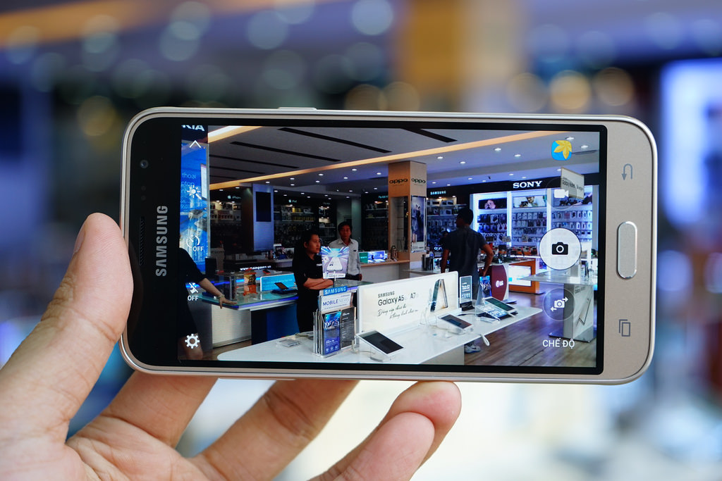 تعمیر و تعویض دوربین J3110 - J3 Pro | نمایندگی سامسونگ